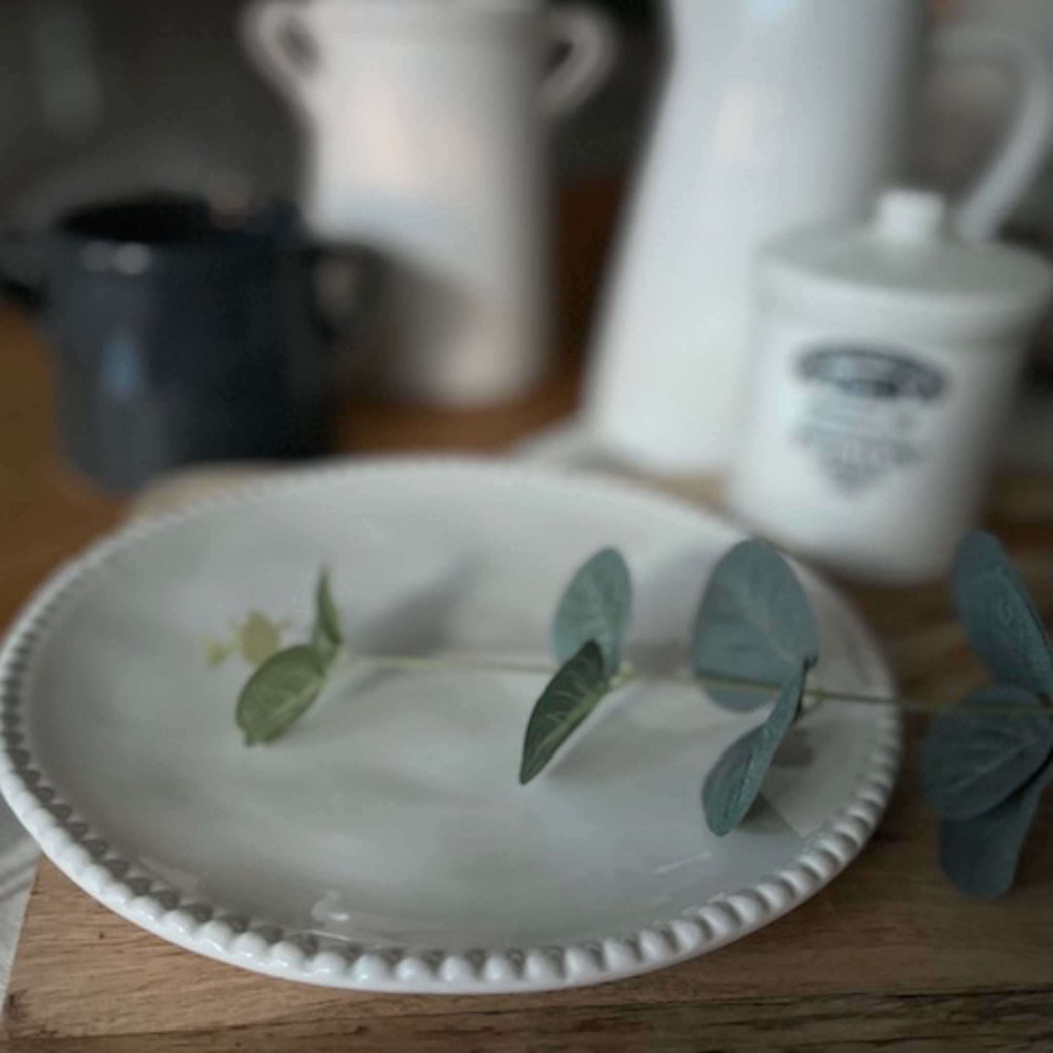 White Bobble Side Plate – Pretty White House